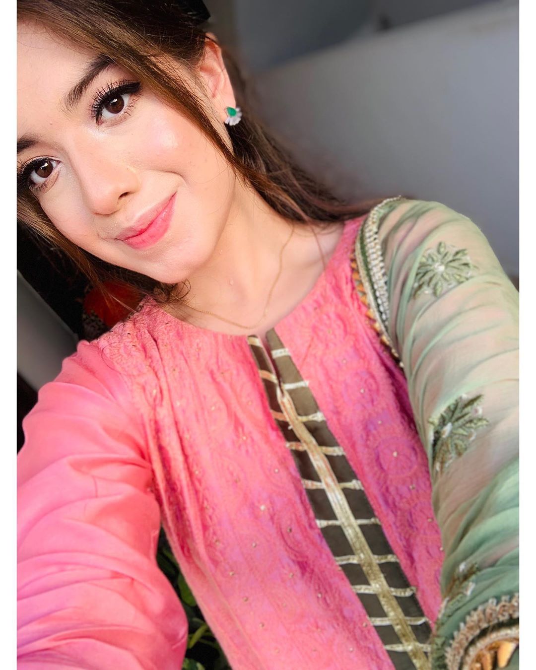 Awesome Eid Photos of Actress Arisha Razi | Dailyinfotainment
