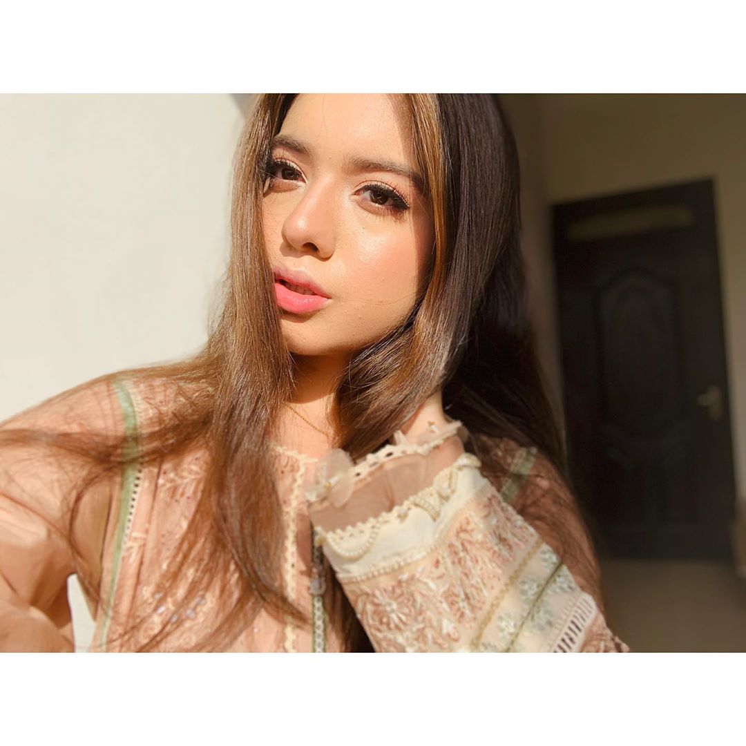 Awesome Eid Photos of Actress Arisha Razi | Dailyinfotainment