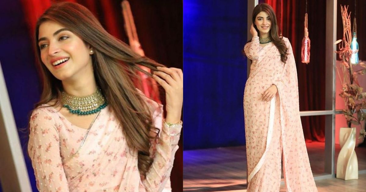 Kinza Hashmi Stunning Looks from the set of Bol Nights with Ahsan Khan ...