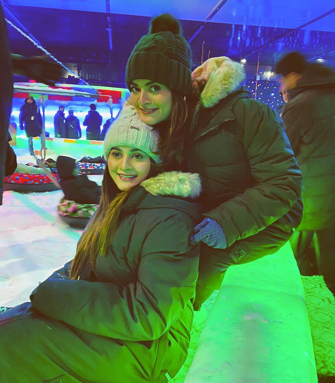 Minal, Aiman and Muneeb Butt Enjoying in Winter Land Karachi ...