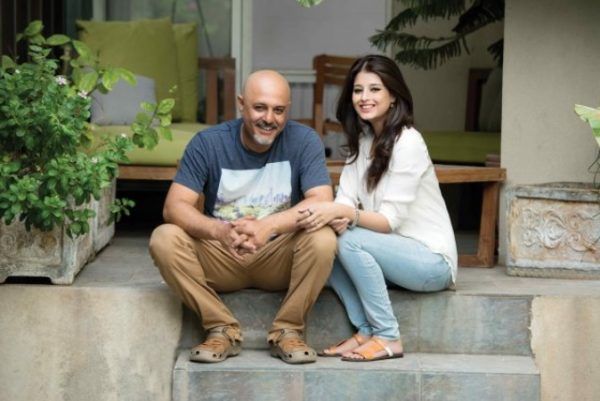 Singer Ali Azmat with his Wife and Kids New Clicks | Dailyinfotainment