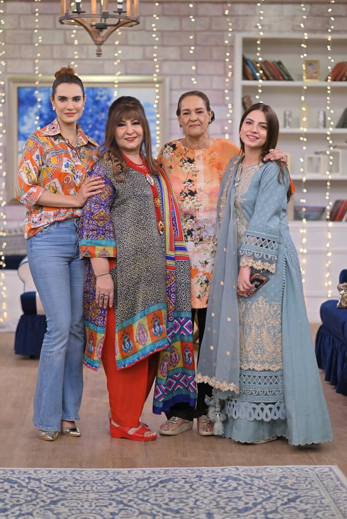 GMP invites Dananeer Mobeen and Nadia Hussain with Their Mothers ...