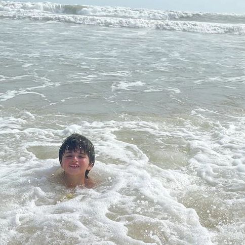 Fatima Effendi and Kanwar Arsalan Beating the Heat at Beach ...