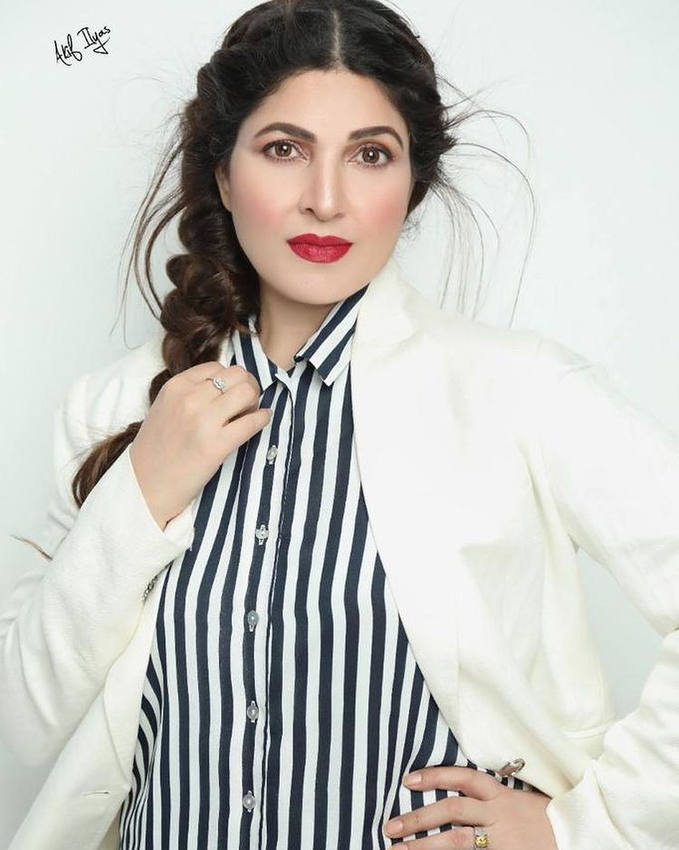 Shagufta Ejaz Stuns Fans with Gorgeous Photoshoot | Dailyinfotainment