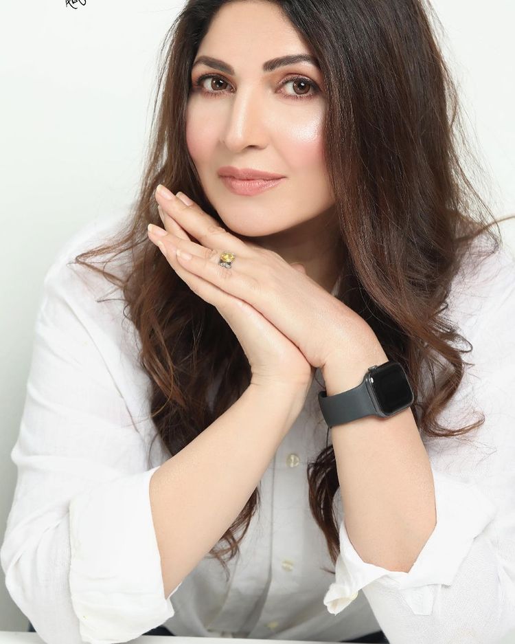 Shagufta Ejaz Stuns Fans with Gorgeous Photoshoot | Dailyinfotainment