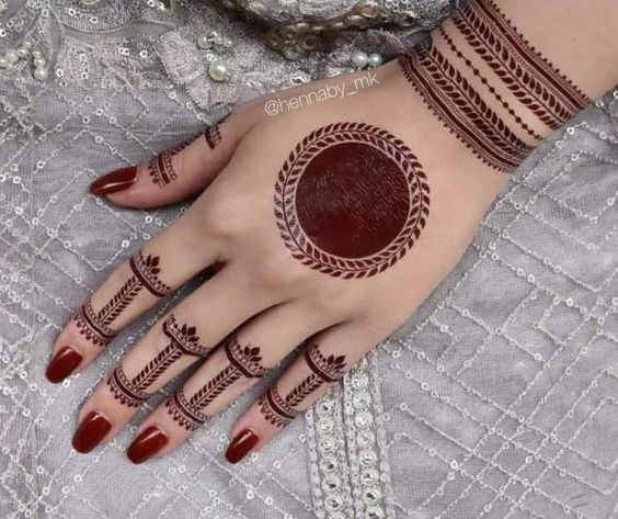 20+ Backhand Mehndi Designs 2023 | Dailyinfotainment