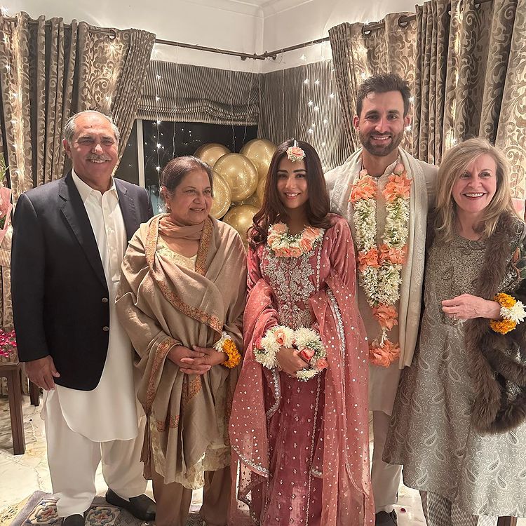Ushna Shah engagement with golfer Hamza Amin - in Pictures ...